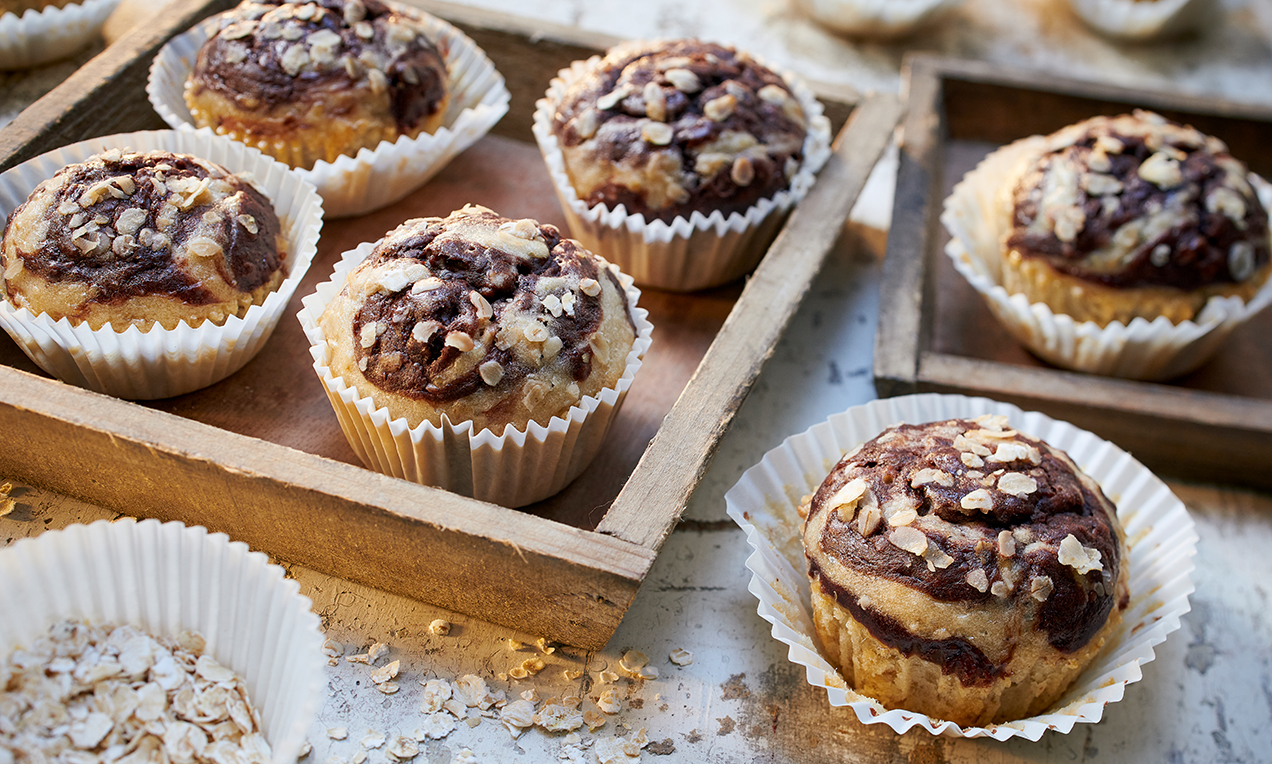 Mramorni muffini s bananom i zobenim pahuljicama Recept | Dr. Oetker